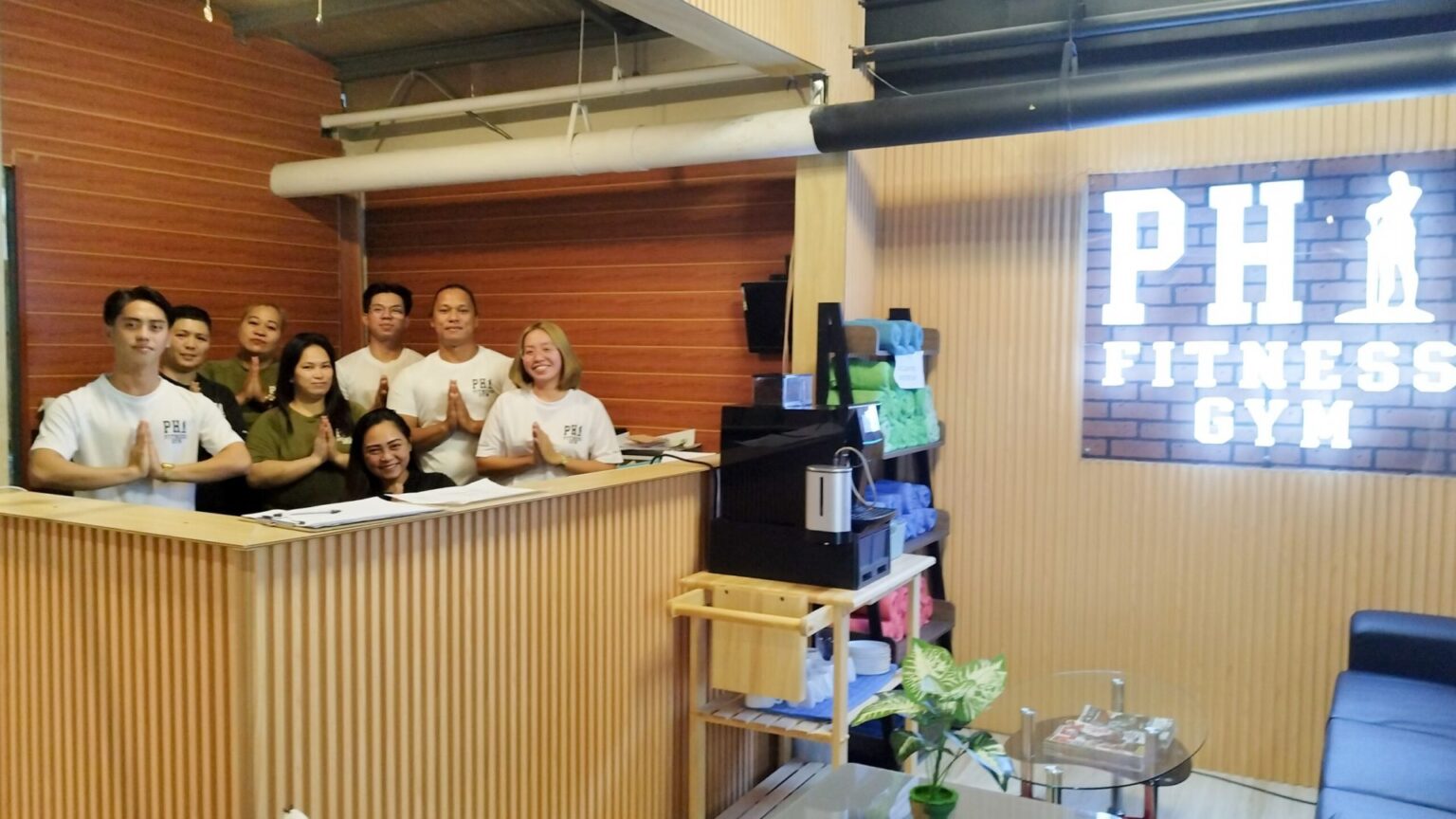 PHI Fitness Gym Las Piñas: Ang Gym ng Masang Pilipino | Pinyacolada.net